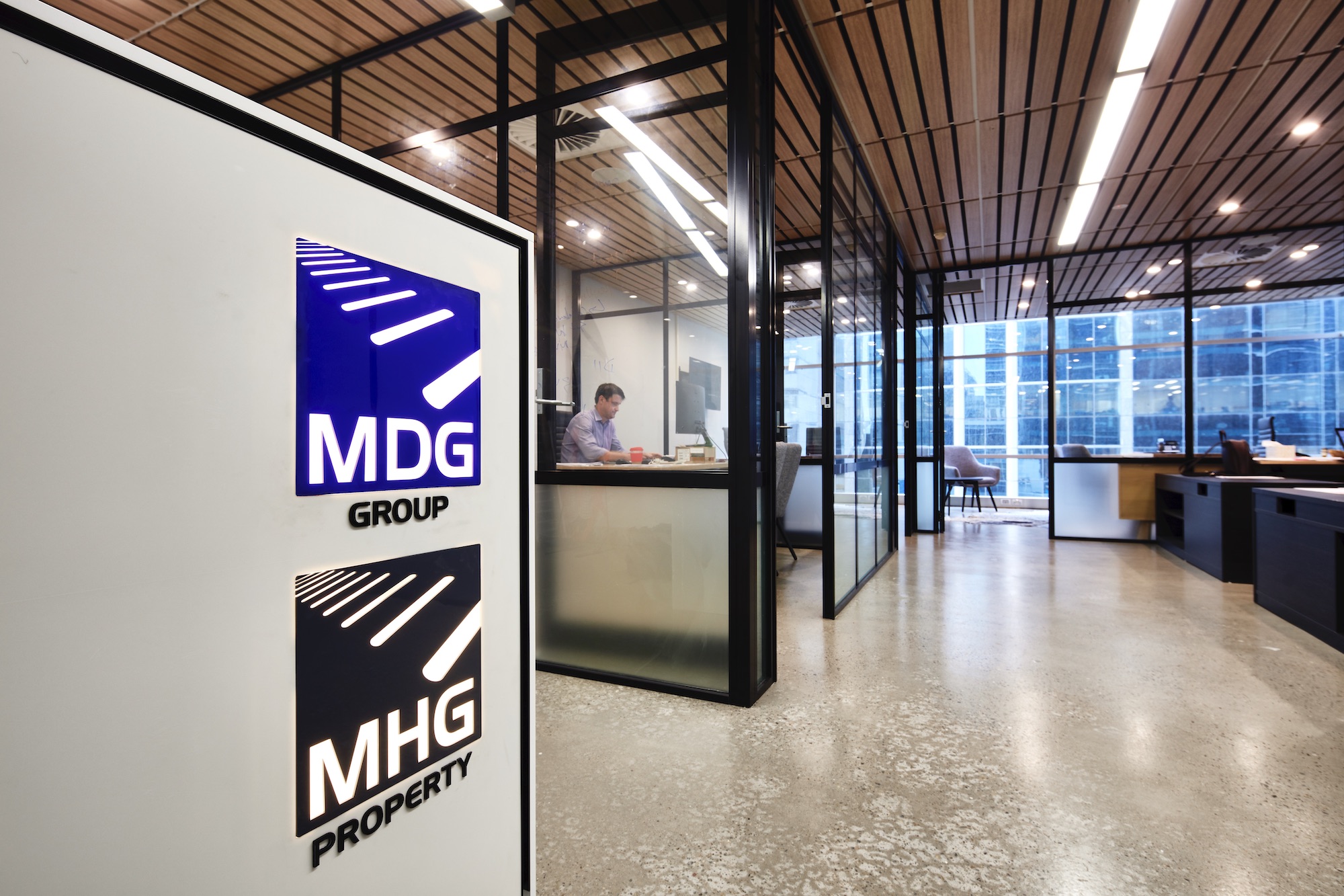 MDG Contracting - MKGS